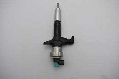 China 4JJ1 Diesel Engine Injector Assy 095000-6980 Standard Size Excavator Parts for sale