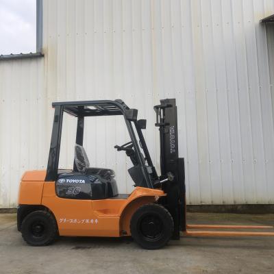 China Toyota Diesel Forklift 3 Ton Loading Machine 3 Meters Standard Stage Toyota Machine for sale