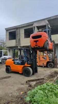 China Toyota 50 Used Diesel Forklift 5 Ton Loading Capacity 1800mm Fork Length for sale