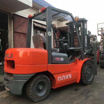 China Heli h2000 30 Used Diesel Forklift Two Sages 4.5 Meters Used Heli Lifting Machine for sale