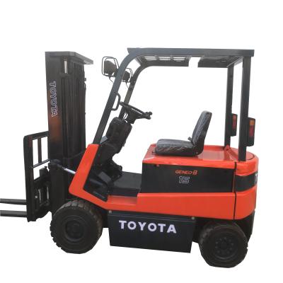 China Ready Prepared Japanese Engine Diesel Second Hand Toyota Mini Forklift 1.5-3 Ton For Retail Industries for sale