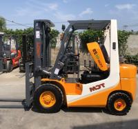 China Japan TCM 25 2.5Tons 4.5Meters 3 Masts Forklift Good Condition TCM Lifting Machine for sale