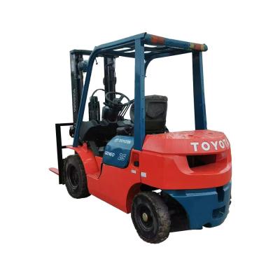 China Used Toyota 7F 2.5-Ton Diesel Forklift with High-Performance Engine and Sturdy Metal Build for Smooth Factory and Port Loading/Unloading for sale