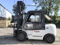 China Used Japan Original TCM 50 5Tons 3Meters Diesel Forklift with Driving Cabin Air Conditioner for sale
