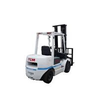 China Used TCM FD30 3-Ton Diesel Forklift in White Offering 4.5m Lifting with Center Cylinder in Automotive and Industrial Facilities for sale