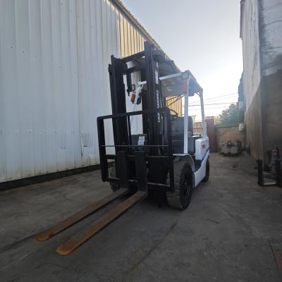 China Used TCM 3 Ton Diesel Forklift Original Japan Diesel Forklift FD30 Retail Use 1 Year Warranty for sale