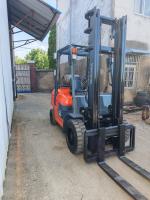 China Used Second Hand Diesel Forklift Toyota 2.5ton 3ton 3.5ton Capacity Fork Lift Truck Hydraulic Stacker Trucks Forklift for sale