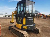 China Small Space Workplace 3595kg PC35MR Used Komatsu Excavator for sale