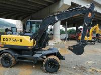China Xinyuan XY75W Used Excavator Equipment , 7T Used Wheeled Excavator for sale