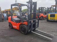 China Heli CPCD30 Handling Diesel Used Forklift Truck 3T for sale