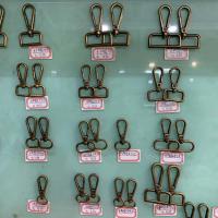 China 1.8mm Thickness Square Metal Hooks For Adjuster Hand Bag Frame for sale