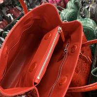 China Recycled Microfiber Croc Leather Lady Handbag 38x28x15cm OEM Custom for sale
