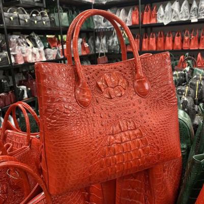 China Recycled Microfiber Croc Leather Lady Handbag 38x28x15cm OEM Custom for sale