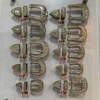 China Nickel Free Flower Belt Buckle 35mm Metal Alloy with Plastic Resin for Bags Garments for sale