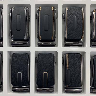China 38mm Auto Clip Belt Buckle Hardware Black Nickel Free Alloy for Men Women for sale