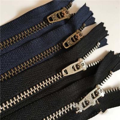 China Brass Garments Long Chain Zipper 3# 5# 8# Waterproof for Bags Travel Luggage for sale