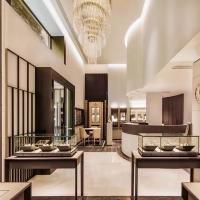 China High End Solid Wood Jewelry Showcase with Glass Shelves for Jewelry Shop for sale