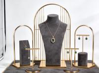 China Wireform Jewelry Display Stand | Artisan Style for Delicate Jewelry Brands for sale