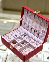 China Foldable Large Capacity Jewelry Organizer, Lightweight Travel Case, Elegant Design for Women for sale
