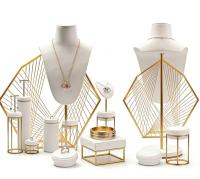 China Luxury White Gold Jewelry Display Set LED Custom Velvet Metal Jewelry Stand for High-End Jewelry Boutique (Durable High Quality) for sale