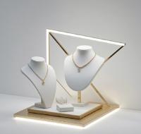 China Luxury LED Triangle Necklace Bust Display Set, High-End Gold Frame Jewelry Showcase for Pendant & Chain for sale