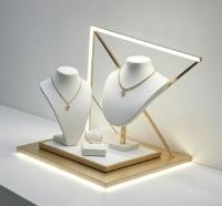 China Luxury LED Triangle Necklace Bust Display Set, High-End Gold Frame Jewelry Showcase for Pendant & Chain for sale