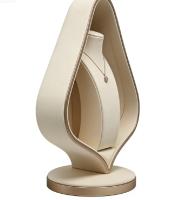 China Custom Luxury Curved Velvet Necklace Display, Premium Jewelry Mannequin Stand for Luxury Jewelry Retail & Exhibition for sale