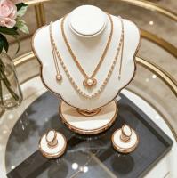 China Elegant 360 Rotatable Jewelry Display Stand Rose Gold Velvet Necklace Mannequin Ring Stands Durable High Quality for sale