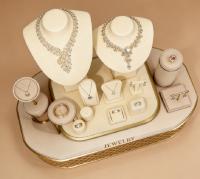 China Luxury Beige Velvet Jewelry Display Set, Necklace Bust with Gold Metal Grid Base for High-End Jewelry for sale