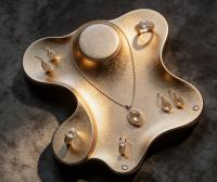 China Jewelry Display Stand with Custom Gold Plated Metal Tray and Velvet Insert for Luxury Jewelry Retail for sale