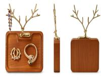 China Handcrafted Brass Antler Jewelry Organizer, Premium Gold Metal Tree Display Rack with Solid Wood Base for High-End Jewelry for sale