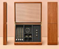 China Handcrafted Walnut Wood Jewelry Storage Case, Premium Wooden Jewelry Organizer with Black Velvet Lining for High-End Jewelry for sale