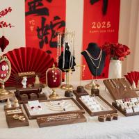 China Luxury Jewelry Display Props With Custom Logo for Brand Promotion for sale