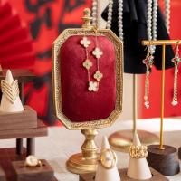 China Luxury Jewelry Display Props With Custom Logo for Brand Promotion for sale