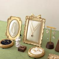 China Showcase Jewelry Display Props for Jewelry Store Interior Design for sale