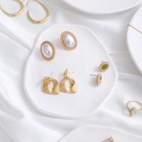 China Jewelry Store Counter Display Props for Ring Earring Necklace Set for sale