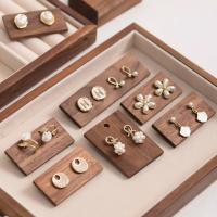 China Wholesale Custom Jewelry Display Props for Retail Store Showcase for sale