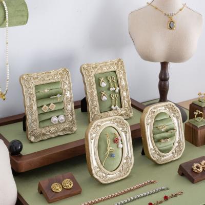 China Professional Jewelry Display Props for Jewelry Shop and Mall for sale