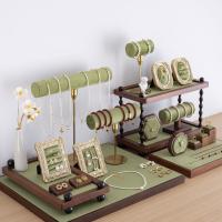 China Professional Jewelry Display Props for Jewelry Shop and Mall for sale