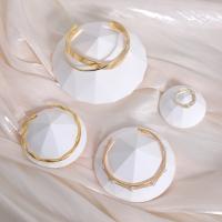 China Jewelry Display Set Luxury Jewelry Stand for High-End Jewelry Store for sale
