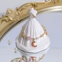 China Jewelry Display Rack for Multiple Rings Ring Tree Stand Jewelry Shop Display Props for sale