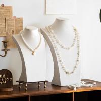 China Jewelry Display Bust Necklace Display Stand Mannequin for Pendant Choker Long Necklace for sale