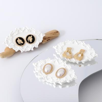 China Small Jewelry Display Tray Mini Jewelry Organizer for Travel Home Jewelry Storage for sale