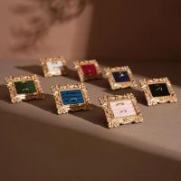 China Foldable Portable Jewelry Display Stand Decor Engagement Gift for Jewelry Store for sale