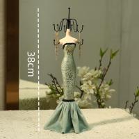 China Uniquely Humanoid Shaped Jewelry Display Shelves Sturdy and Durable Various Combinations for sale