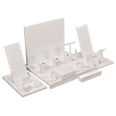 China Modern Velvet Jewelry Display Holder for Watch and Jewelry Set for sale
