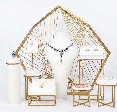 China Luxury Minimalist Geometric Line Jewelry Display Set, High-End Jewelry Stand for Necklace Earring Ring Retail for sale