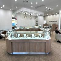 China Custom Glass Jewellery Store Display Cabinet Luxury Showroom Furniture Design Lockable Jewelry Counter Showcase for sale