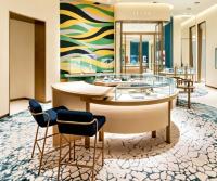 China Luxury Curved Jewelry Display Island, Premium Glass Jewelry Showcase for High-End Jewelry Stores for sale