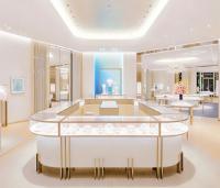China Luxury White & Gold Curved Jewelry Display Island, Premium Glass Jewelry Showcase for High-End Jewelry Stores for sale